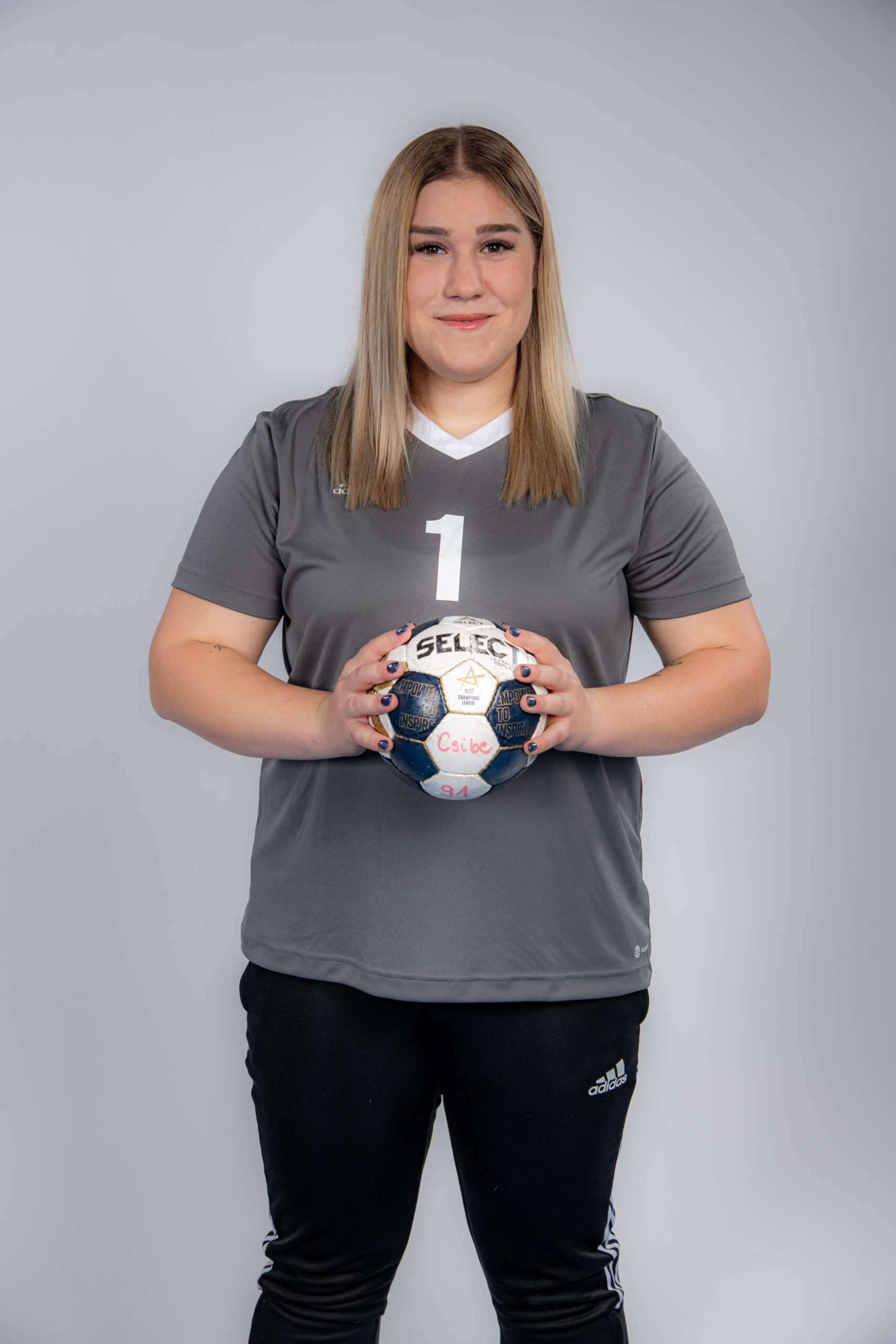 Felnőtt csapat - Euro-Novex Utánpótlás Sport Egyesület